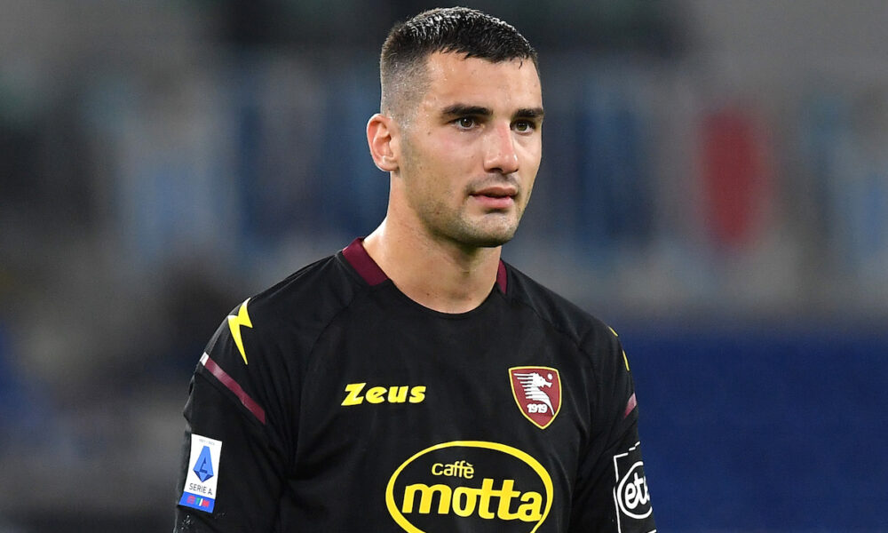 Bonazzoli Cagliari, i numeri dell'attaccante nel massimo campionato ...