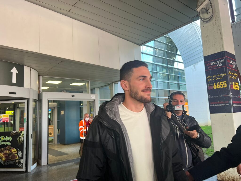 Cagliari, Paulo Azzi è sbarcato in Sardegna: oggi ci sarà la firma ...
